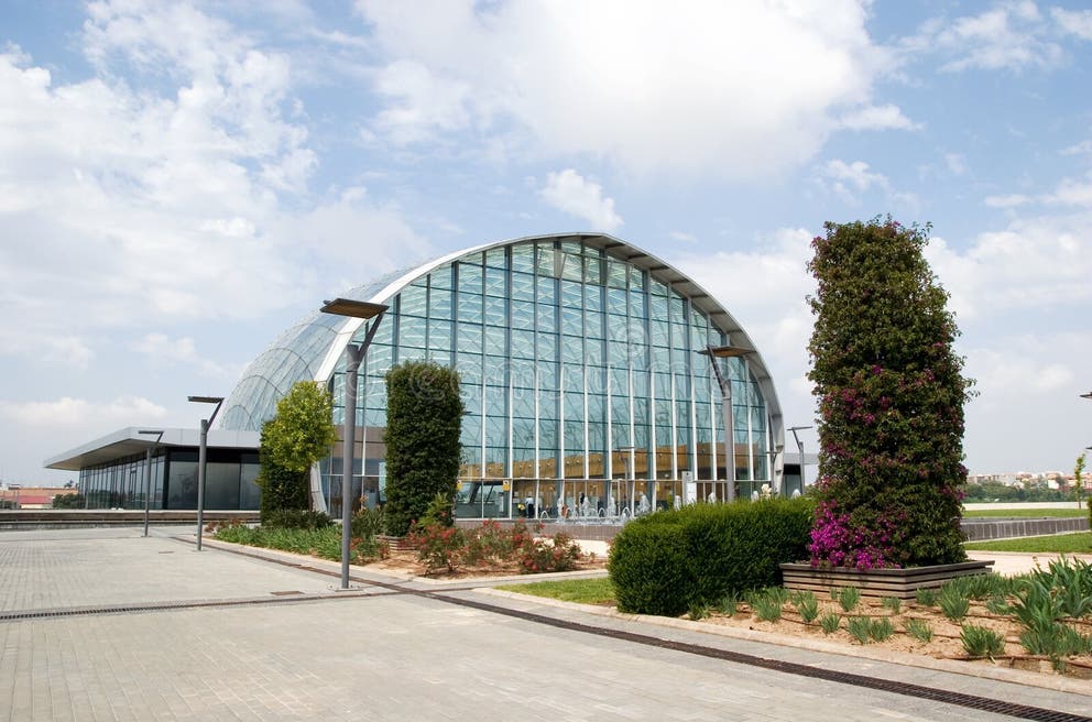 Feria Valencia Event Center Editorial Image - Image of city, metal ...