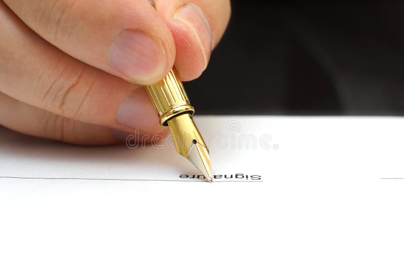 Main Avec Le Stylo-plume Signant Un Document Photo stock - Image du ...