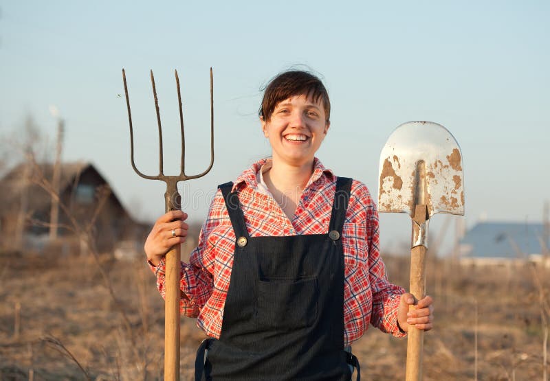 Fermier heureux image stock. Image du jardinage, plantation - 19384661