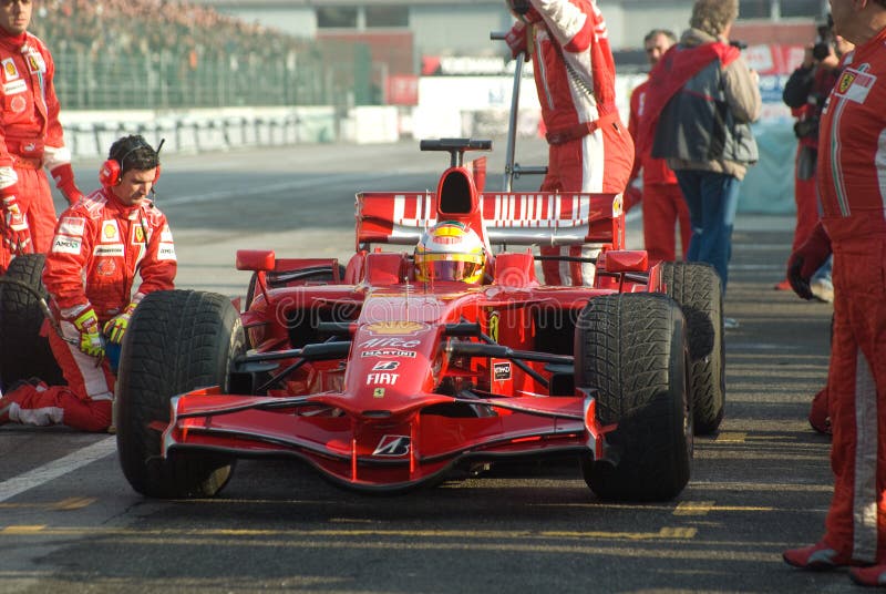 F1 1975 - Niki Lauda Ferrari Editorial Stock Image - Image of 1975 ...