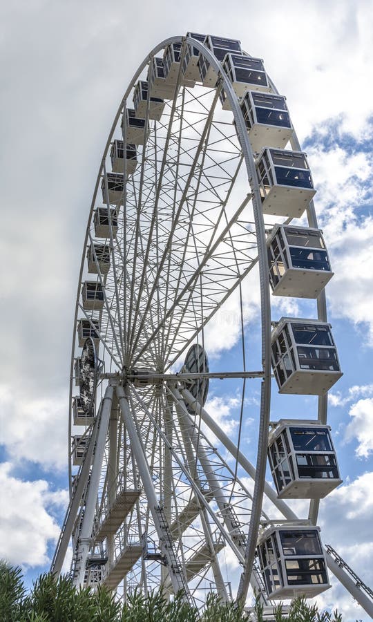 Ferris Wheel Attraction Side View Stock Photo - Image of circle ...