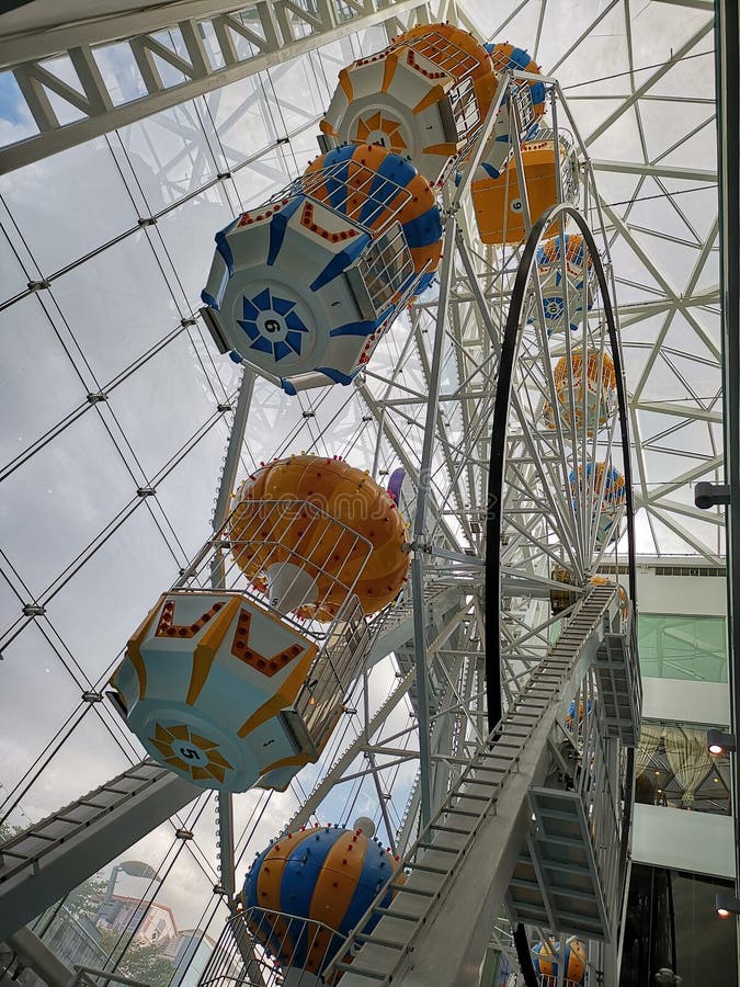 Ferris wheel stock image. Image of wheel, mall, shopping - 135552099