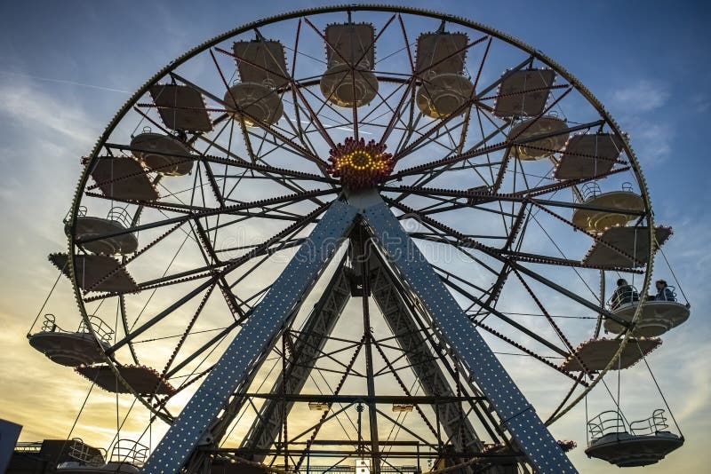 Ferris Wheel Funfair Sunset Stock Photo - Image of booth, park: 260174090