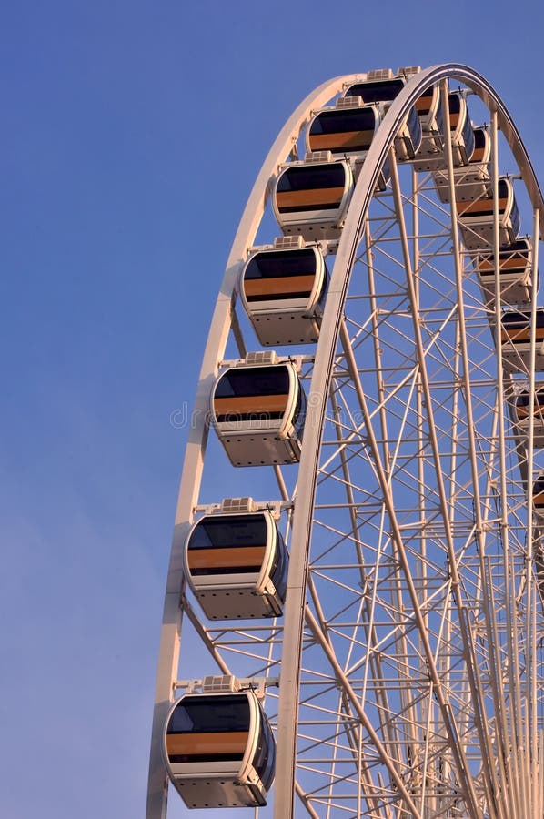 Ferris Wheel in the Gloaming Light Stock Photo - Image of construction ...