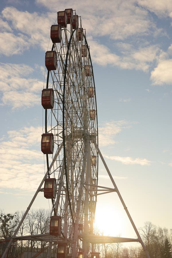 Ferris wheel stock image. Image of machine, vehicle - 362475307