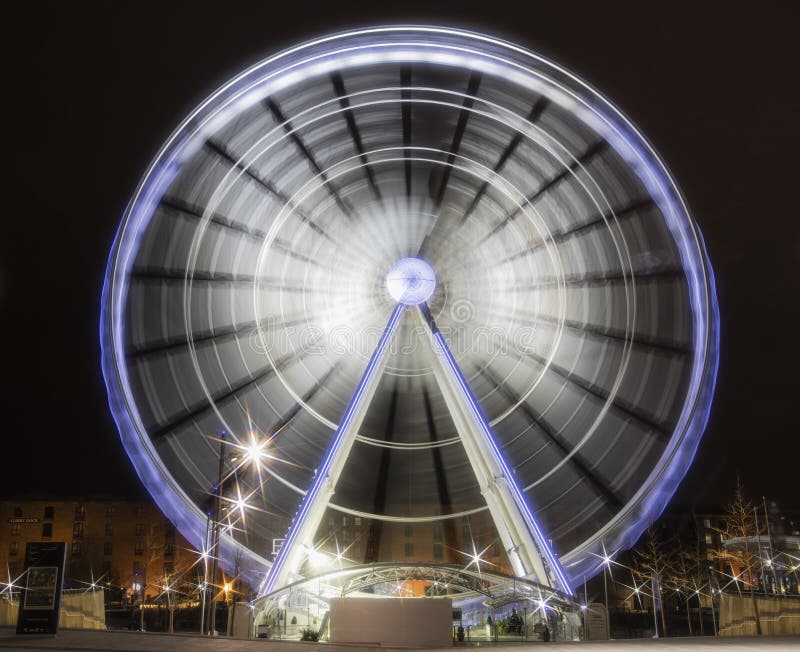 Night Liverpool editorial photo. Image of evening, architecture - 131157361