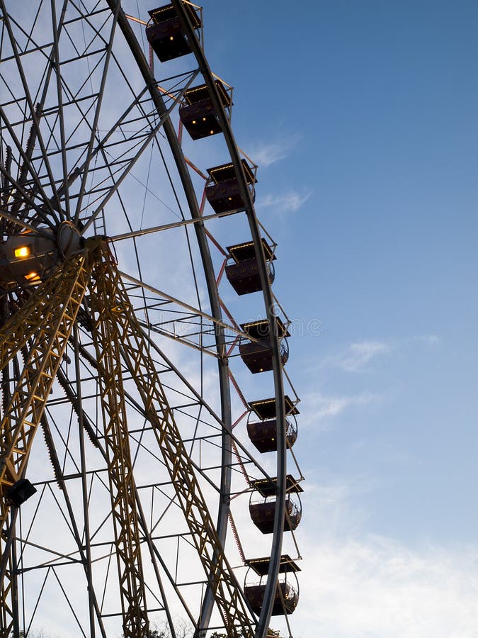 Ferris wheel stock image. Image of ferris, tree, beauty - 87584529