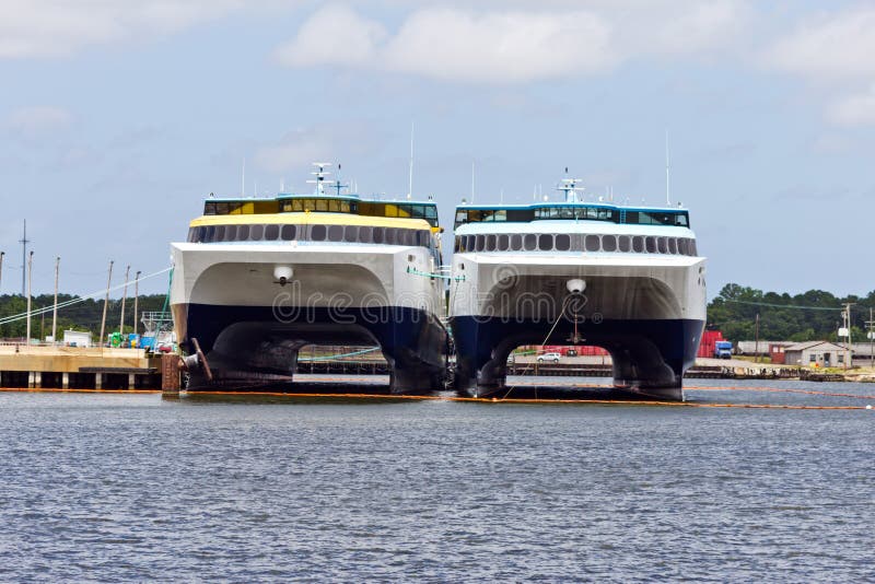 Ferry Boats editorial image. Image of summer, stationed - 28391170