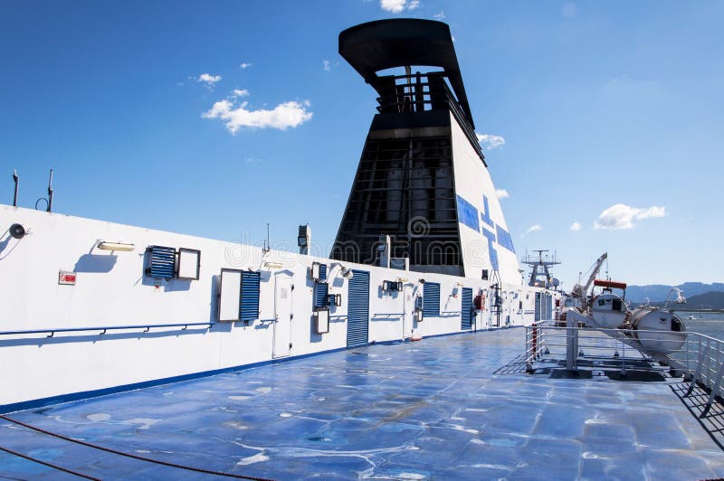 Ferry bridge editorial stock image. Image of coastal - 45268019