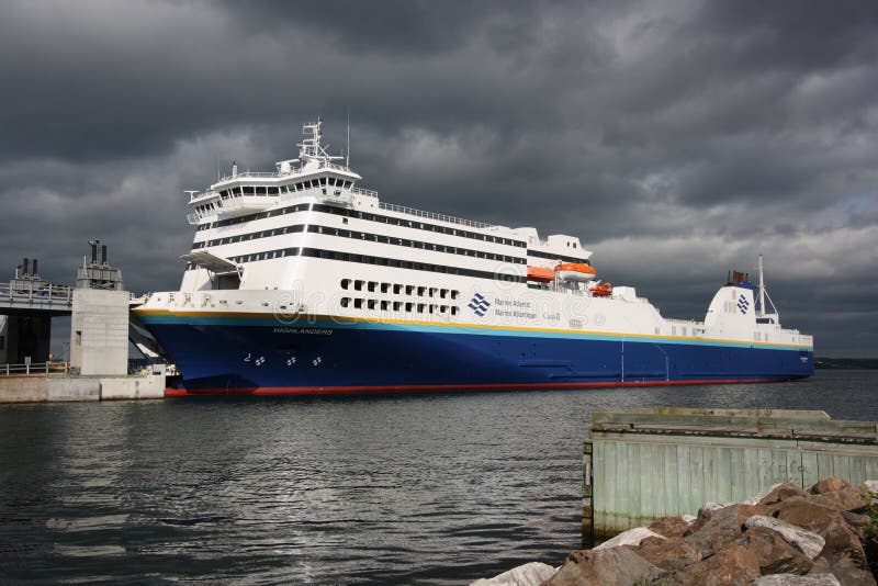 Windows 10 Loading Stock Photos - Free & Royalty-Free Stock Photos from ...