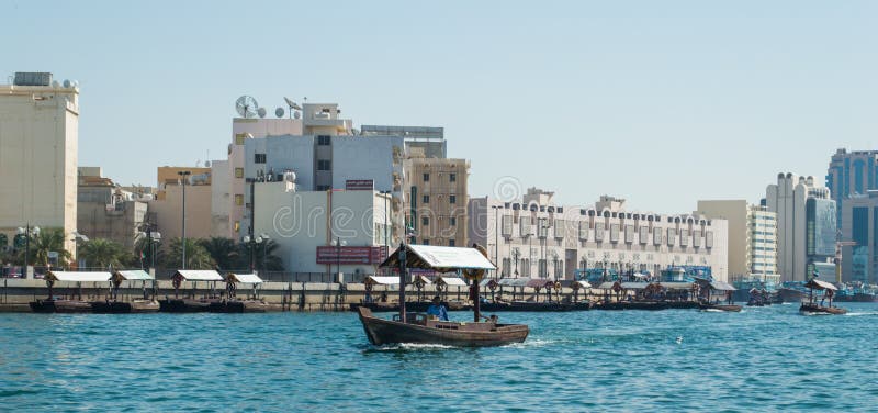 Ferry dhow in Dubai editorial stock image. Image of port - 31415019
