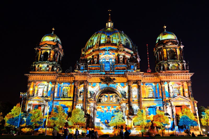 Berliner Dom Anf Festival of Lights in Berlin Editorial Photography ...