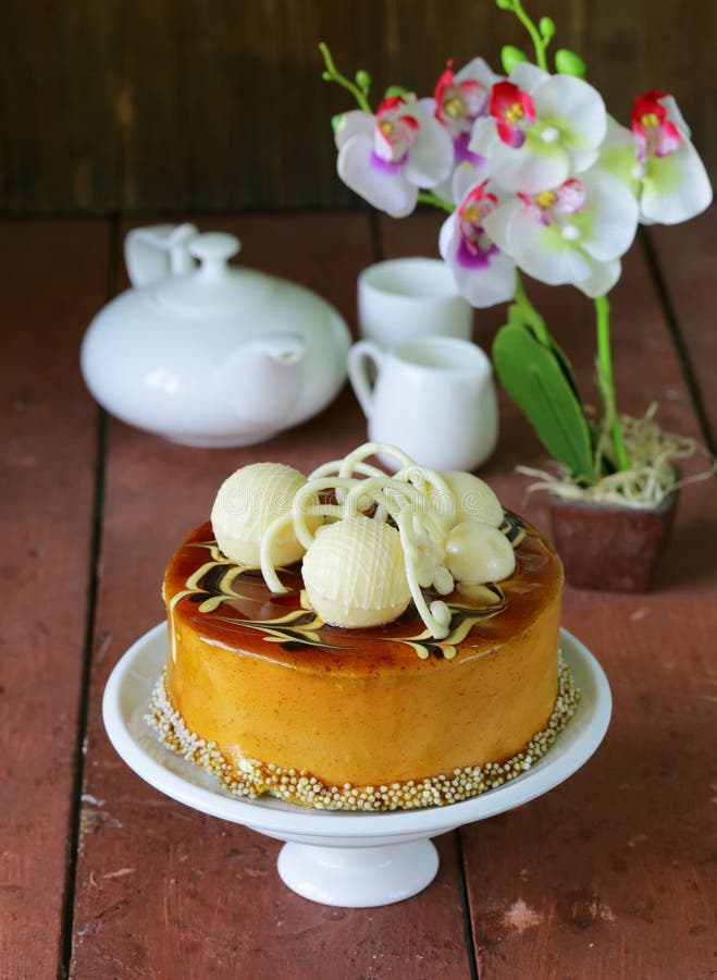 Festive Beautiful Caramel Biscuit Cake Stock Photo - Image of ...