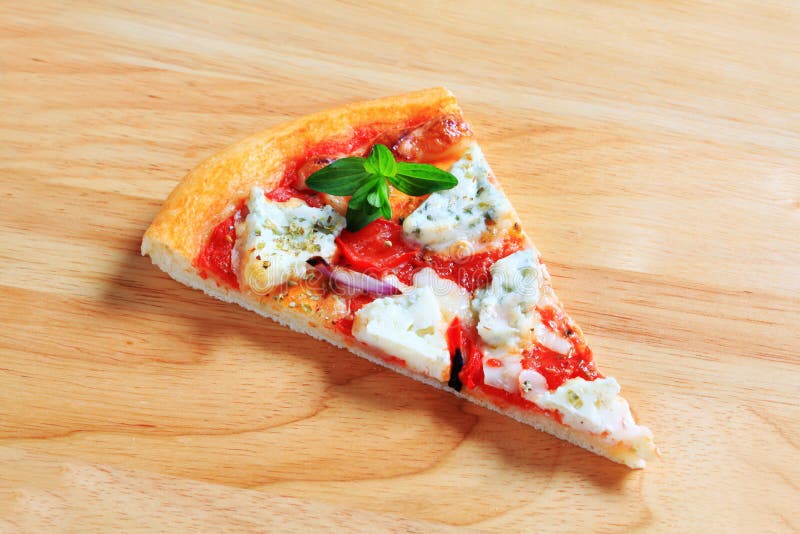 Fetta di pizza fotografia stock. Immagine di alimento - 55062458