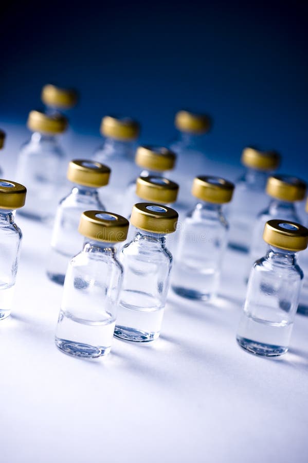 Fiale Del Laboratorio Con I Liquidi, La Scienza E La Chimica Fotografia ...