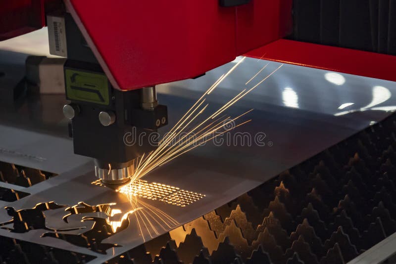 The Fiber Laser Cutting Machine Cutting Machine Cut the Metal Plate ...