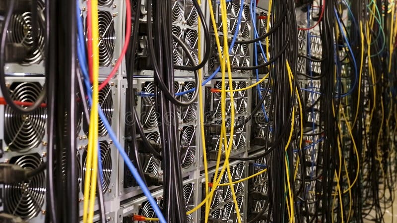 Fiber Optic Equipment in a Data Center, it and Modern Technologies ...