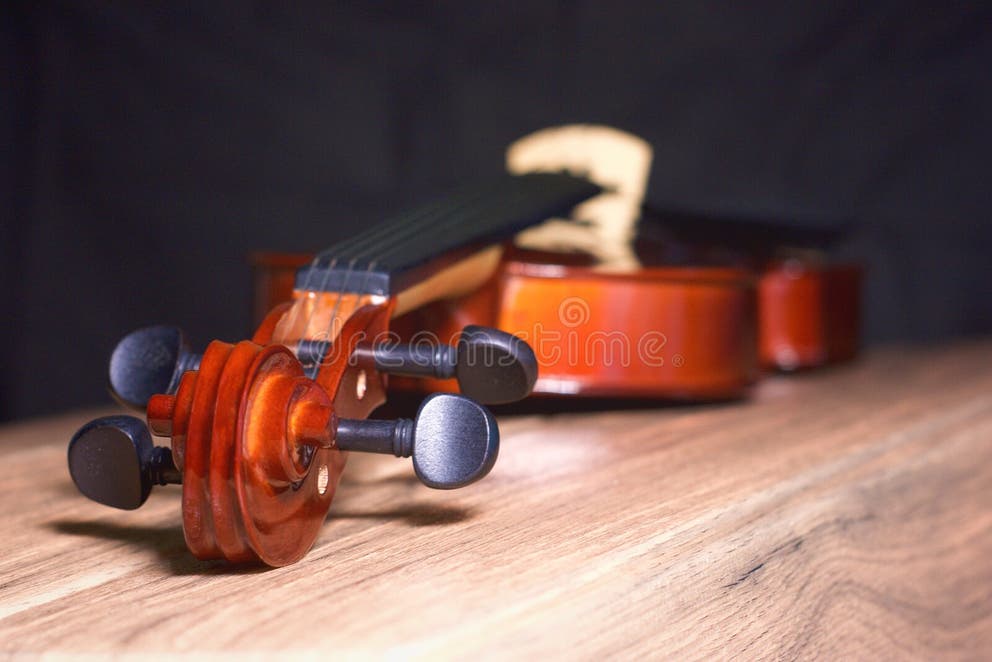 Fiddle Instrument Musical 4 String in Wood Tablet Stock Image - Image ...