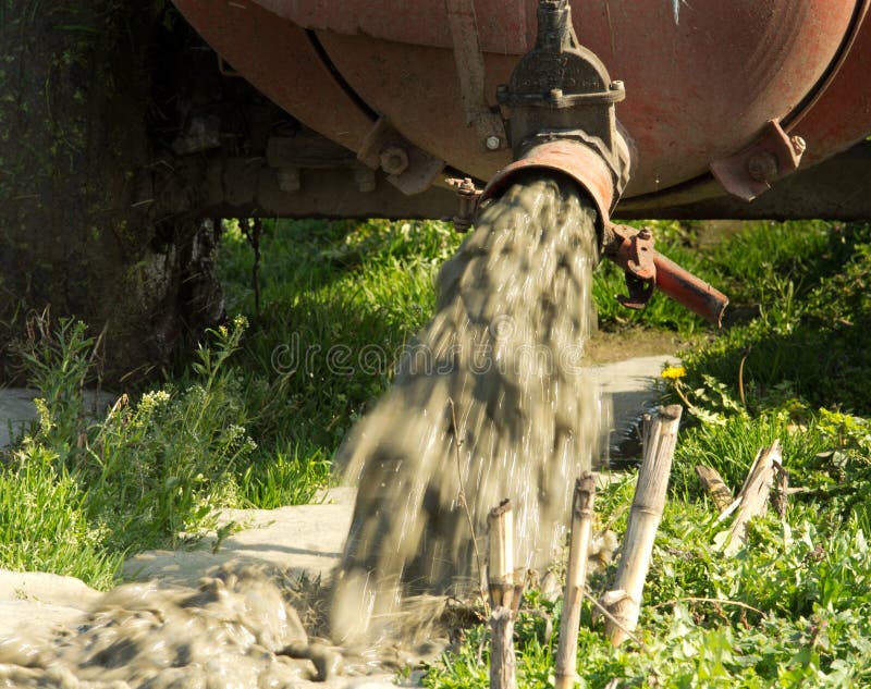 Field fertilizing stock image. Image of pollutant, polluting - 38385117