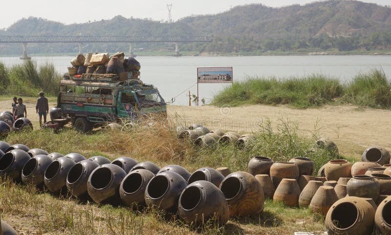 Field of Jars for Sale in Bagan Editorial Photo - Image of archeology ...