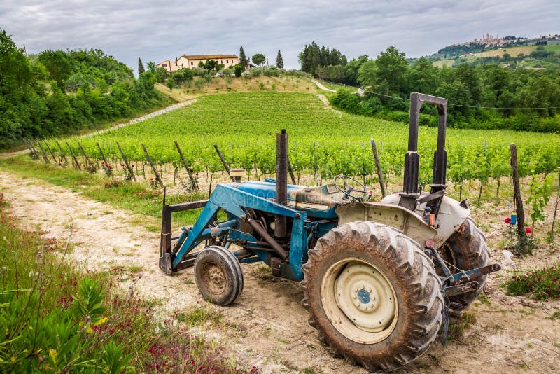 167 Old Italian Tractor Photos - Free & Royalty-Free Stock Photos from ...