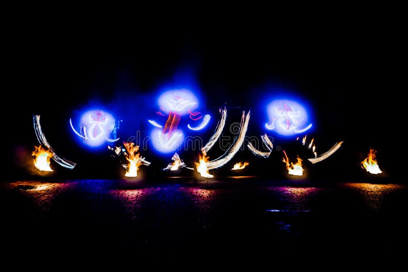 Fiery Pieces of a Fire Show Editorial Image - Image of dance, flame ...