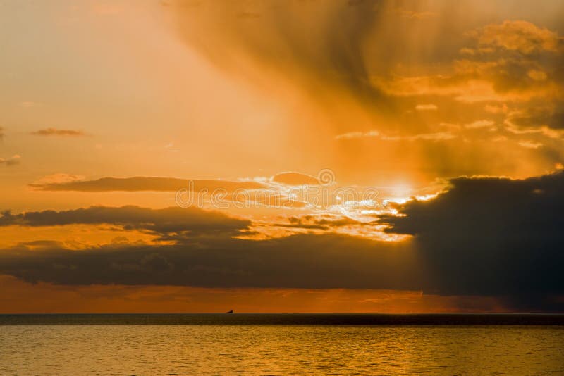 Fiery Sky Over English Channel Stock Photo - Image of brighton, stormy ...