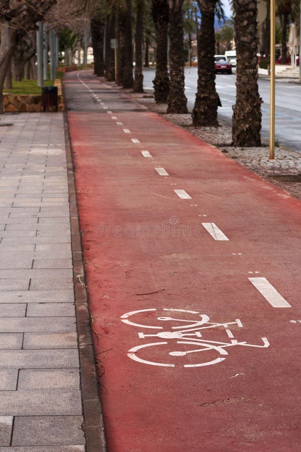 Fietspad stock foto. Image of gezondheid, straat, asfalt - 38603408