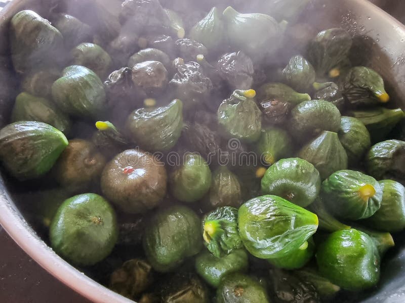 Fig Figs Wild Making Syrop Sweet in the Kitchen Stock Image - Image of ...