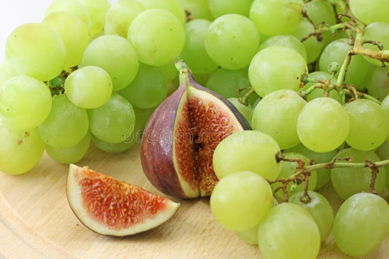 Fig and white grape stock photo. Image of sweet, food - 10911840