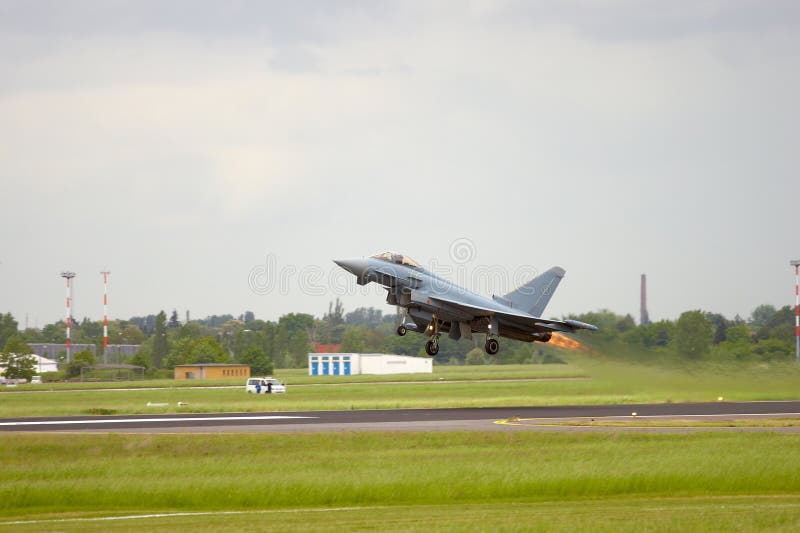 Fighter jet taking off stock photo. Image of flying, jets - 19263490