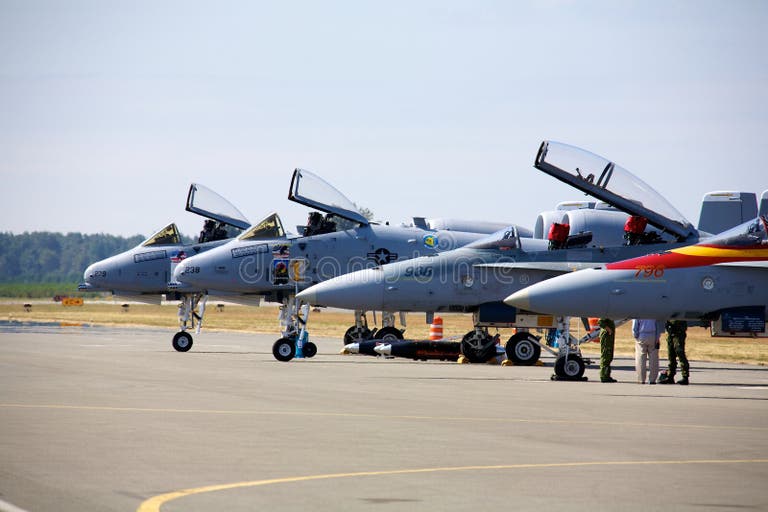 Fighter jets editorial stock photo. Image of aerial, track - 21397493