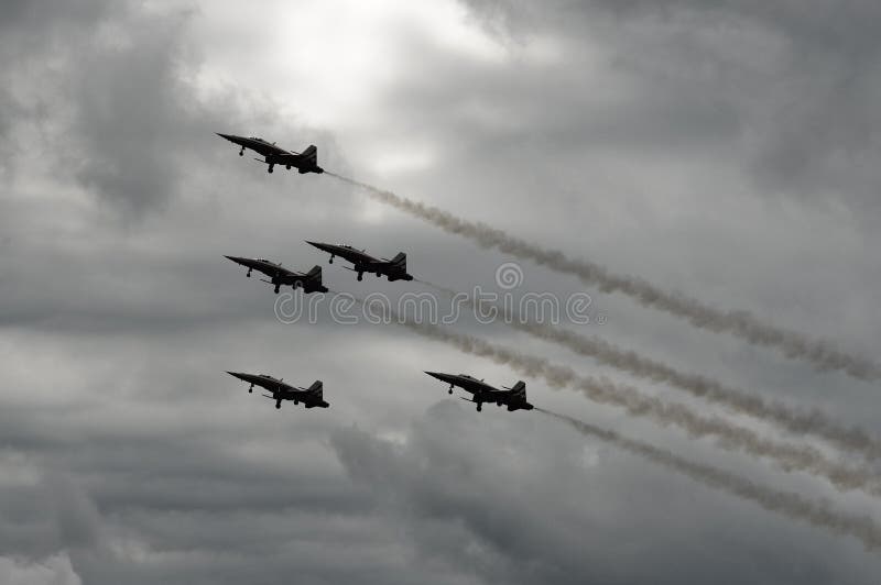 Fighter Jets with Gear Down Stock Image - Image of dive, skill: 20943223