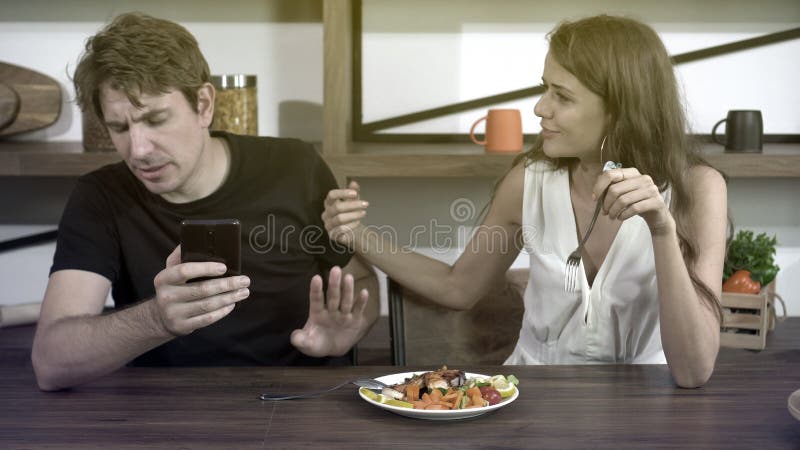 Fighting Caucasian Couple Smart Phone Addict Problem while Eating ...