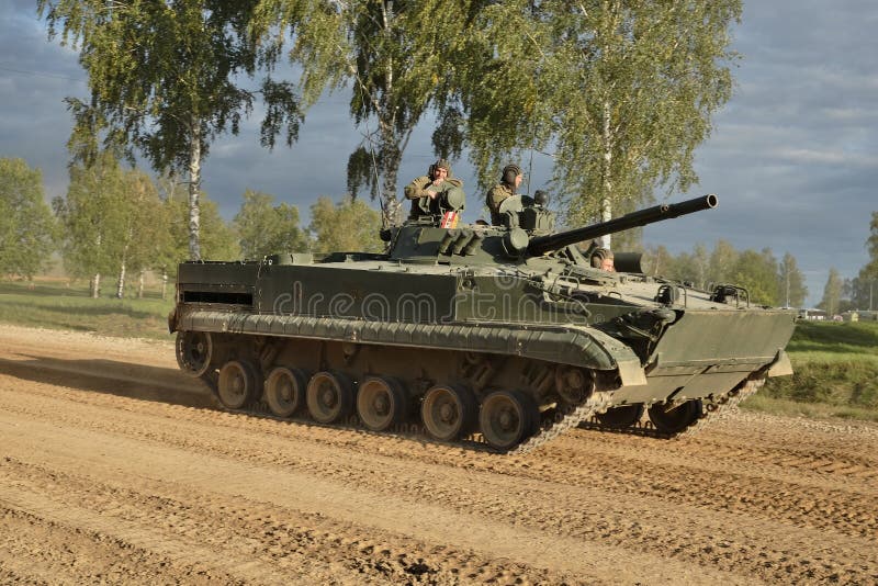 Fighting machine editorial photography. Image of iraq - 64123922