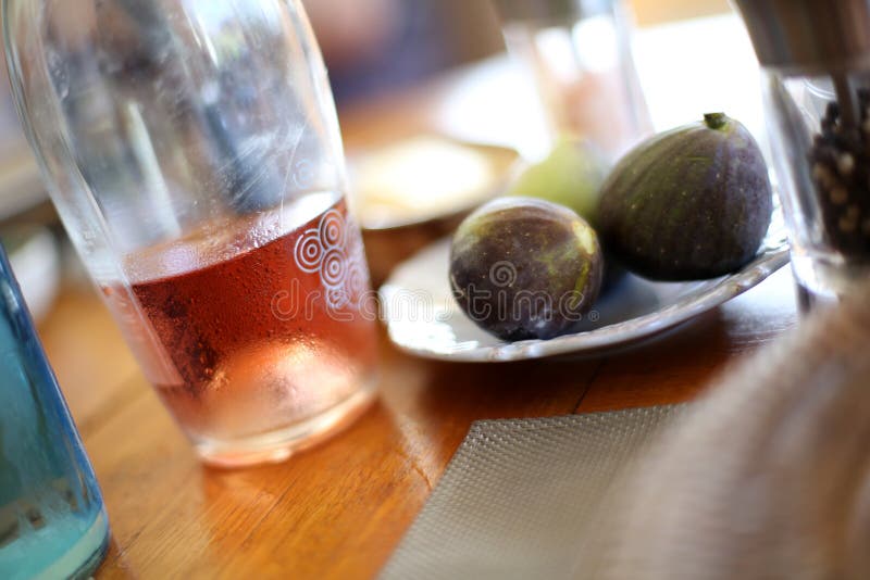 Figs and Bottle of Wine on Table Stock Image - Image of seasonal, lunch ...