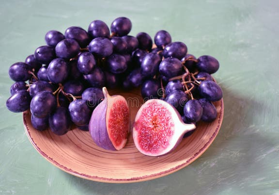 Fig and grape stock image. Image of fresh, plate, grape - 104905575