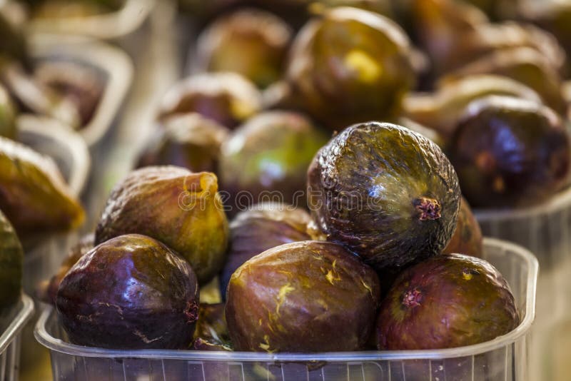 Figs at the market stock image. Image of basket, freshness - 74462275