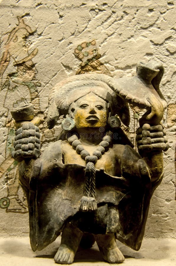 Figura Antiga Do Maya Da Ilha De Haina Imagem Editorial - Imagem de ...