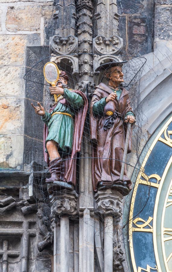 Figuras Da Vaidade E Do Avarento Imagem de Stock - Imagem de pedra ...