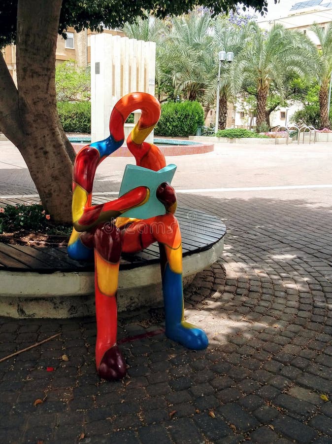 Figure reading a book editorial photo. Image of reading - 116676151