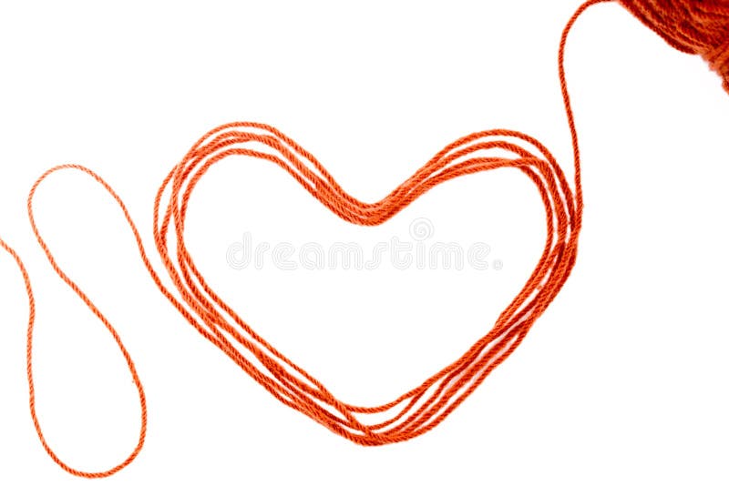 Fil De Laines Avec Le Symbole De Coeur Photo stock - Image du isolement ...