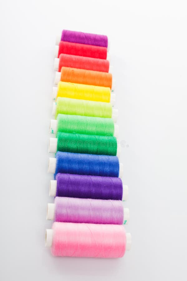 Filati cucirini immagine stock. Immagine di colorato - 46125765