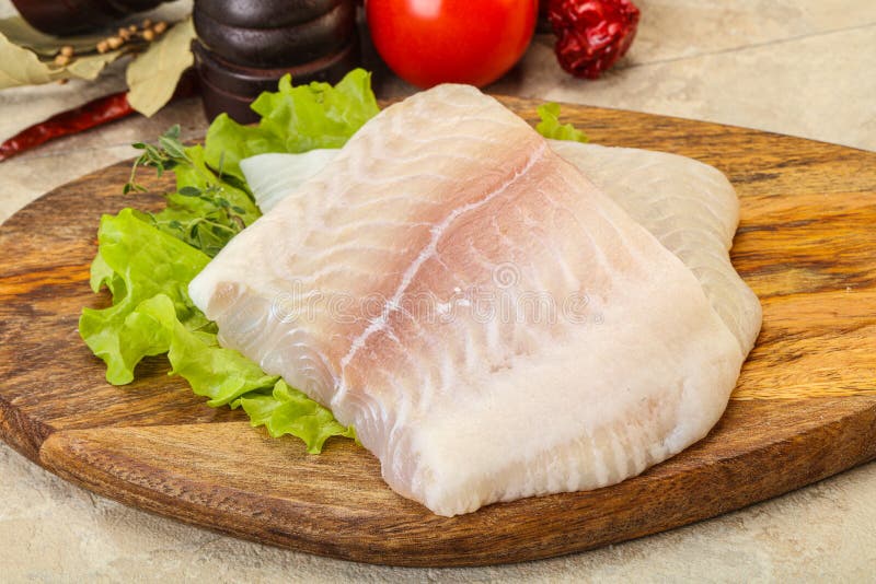 Filet Cru De Pangasius En Cuisine Image stock - Image du organisme ...