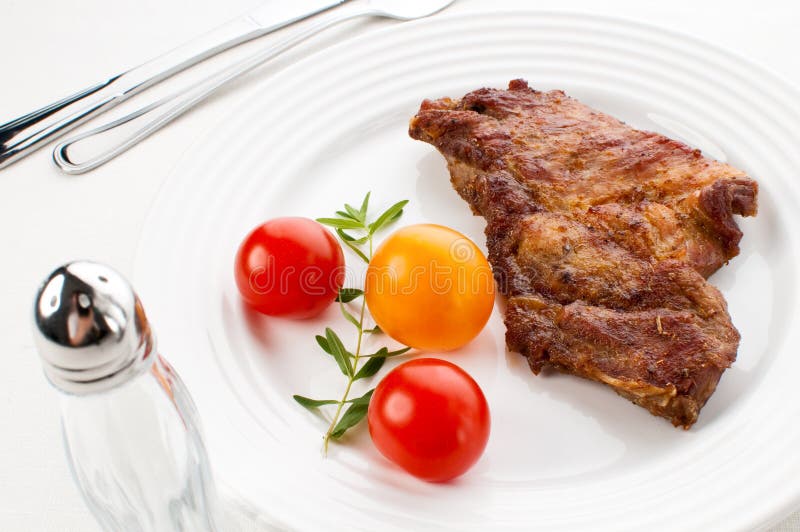 Filete asado a la parilla imagen de archivo. Imagen de fondo - 10714997