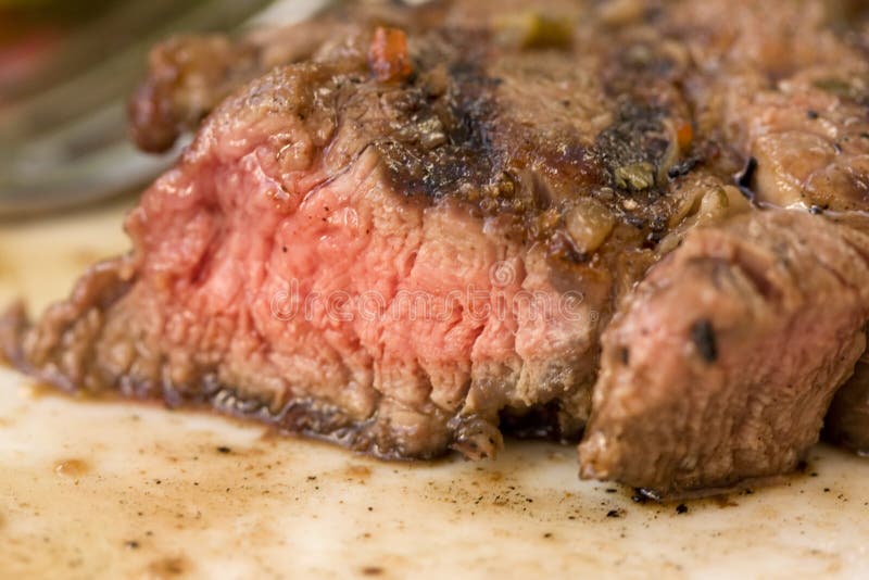 Filete asado a la parilla foto de archivo. Imagen de hecho - 9177388