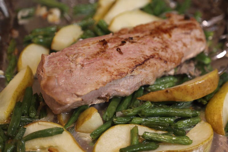 Filete De Cerdo De Carne Asada Foto de archivo - Imagen de nutritivo ...