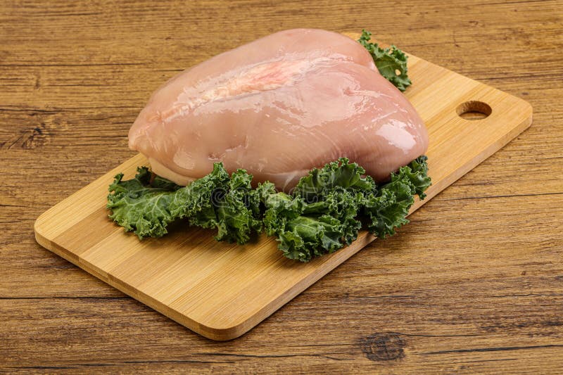 Filete De Pechuga De Pollo Sin Piel Foto de archivo - Imagen de blanco ...