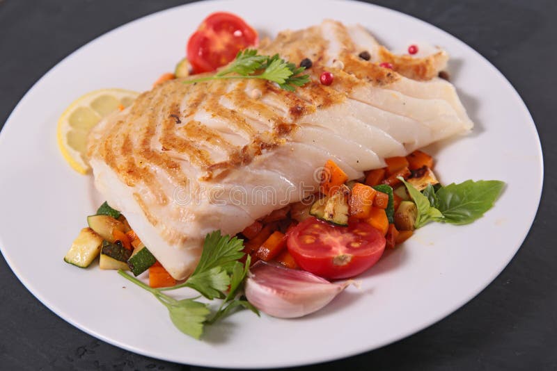 Filete De Pescados Asado a La Parilla Imagen de archivo - Imagen de ...