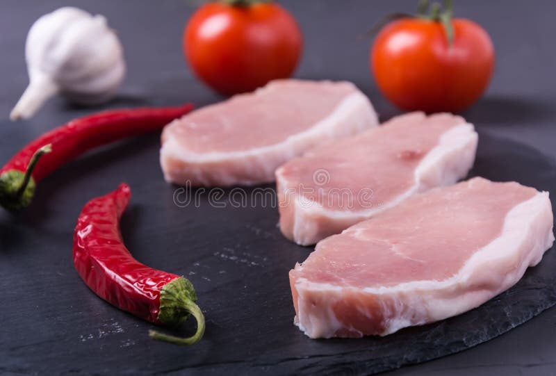 Filete Del Cerdo De La Carne Cruda Foto de archivo - Imagen de alimento ...
